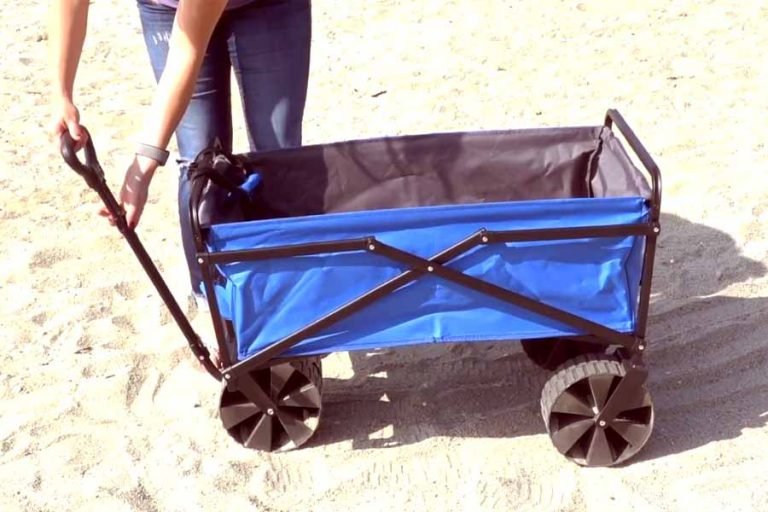 Top 5 Best Beach Trolleys NZ - Foldable & Lightweight - 2022